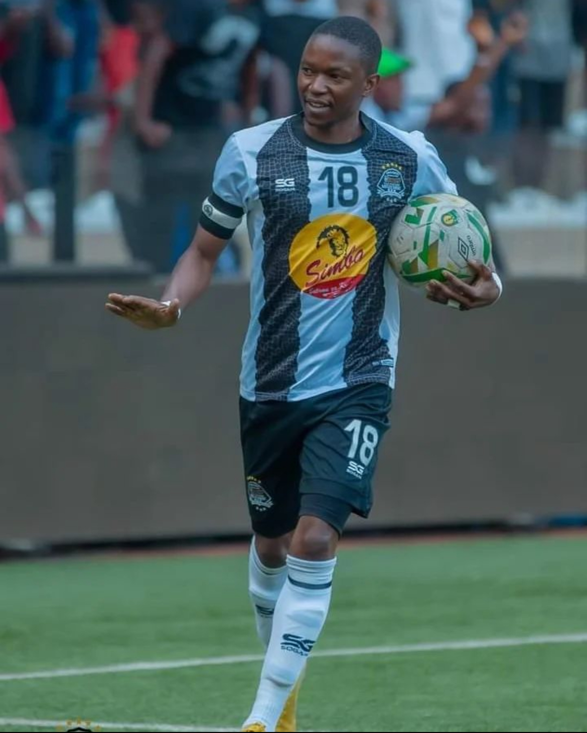 Le football africain en deuil : Hommage à Rainford Kalaba, ancien ...